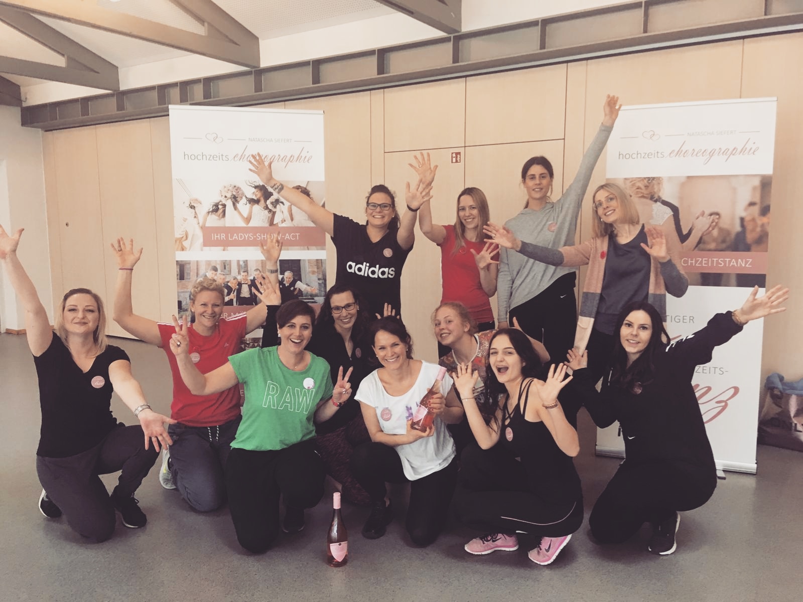 Referenzen Gruppentänze – Hochzeitschoreographie